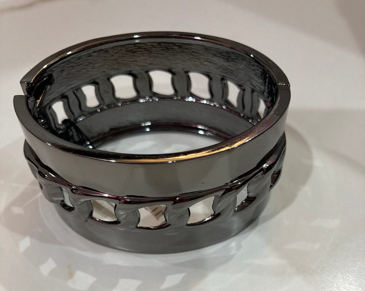 Chain center design – West Couture TX